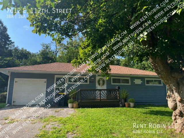3 BR, 1 BA Apartment 7612 E. 112th. Street, Kansas City, MO 64134