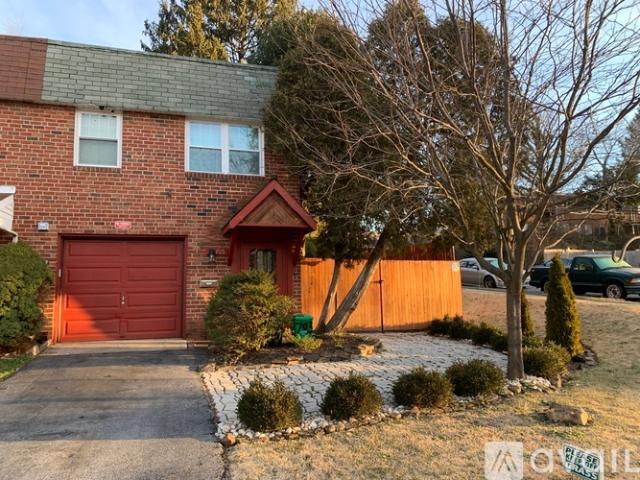 3 BR, 1 BA Apartment 703 Dixon Street, Allentown, PA 18103