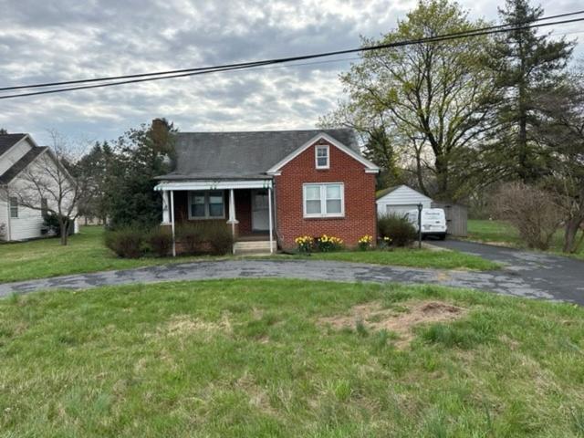 3 BR, 1 BA Apartment 704 Hogestown Rd, Mechanicsburg, PA 17050