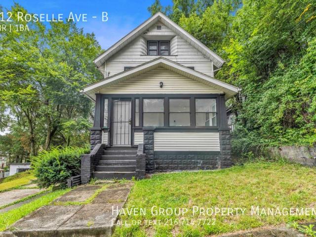 3 BR, 1 BA Apartment 712 Roselle Ave, Akron, OH 44307