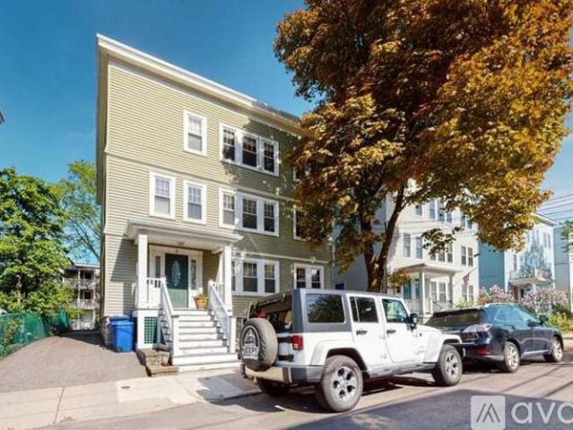 3 BR, 1 BA Apartment 71 Beechcroft Street, Unit Unit 1, Boston, MA 02135