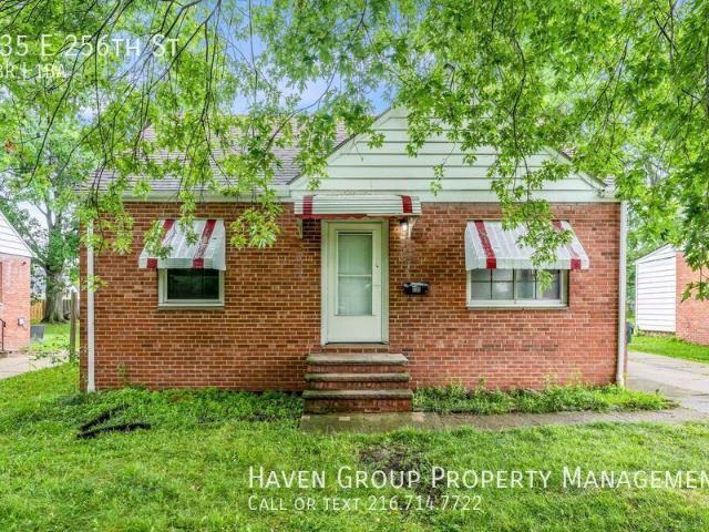 3 BR, 1 BA Apartment 735 E 256th St, Euclid, OH 44132