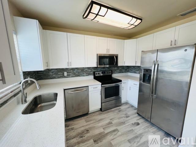 3 BR, 1 BA Apartment 7381 111 Th St N, Seminole, FL 33772