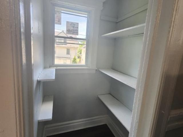 3 BR, 1 BA Apartment 848 S 14th St, Unit 2nd Floor, Newark, NJ 07108