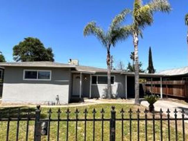 3 BR, 1 BA Apartment 850 W Cambridge Ave, Fresno, CA 93705