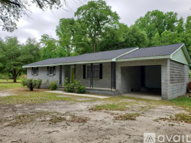 3 BR, 1 BA Apartment 8520 Peeles Chapel Rd, Laurel Hill, NC 28351