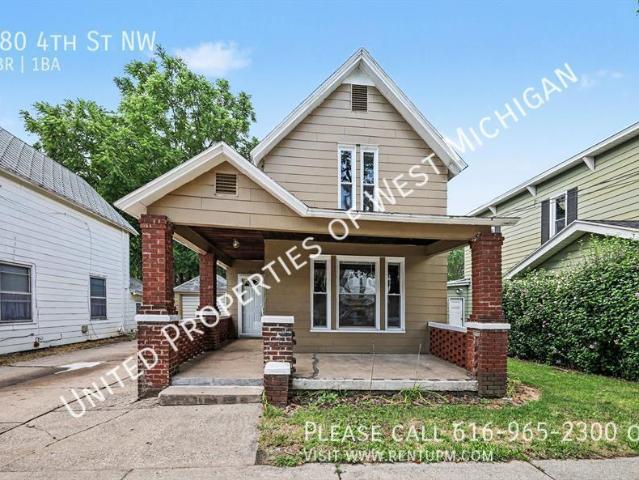 3 BR, 1 BA Apartment 880 4th St NW, Grand Rapids, MI 49504