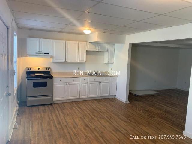 3 BR, 1 BA Apartment 88 Main Rd. Apt Milford, ME 04461
