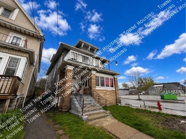 3 BR, 1 BA Apartment 89 Macamley St, Buffalo, NY 14220