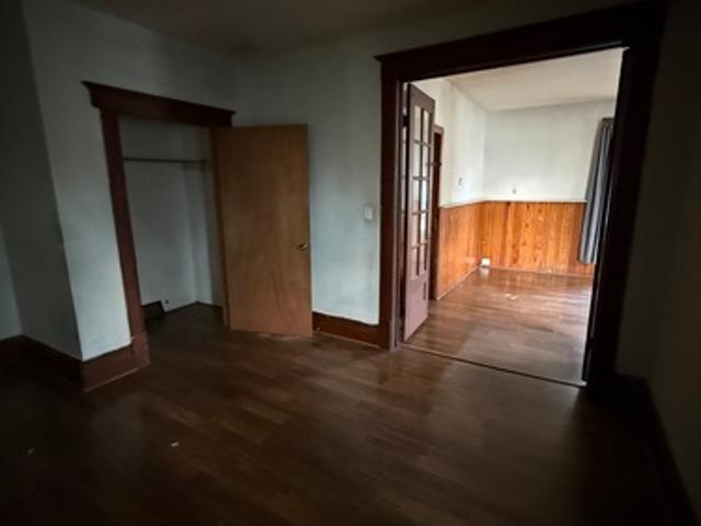 3 BR, 1 BA Apartment 803 E Whitmer St, Decatur, IL 62521