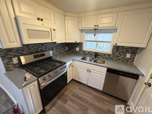 3 BR, 1 BA Apartment 805 NW 20th St, Unit C, Oklahoma City, OK 73106