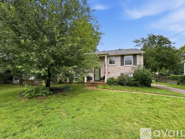 3 BR, 1 BA Apartment 8070 Esterbrook Drive, Unit Unit A, Nashville, TN 37221