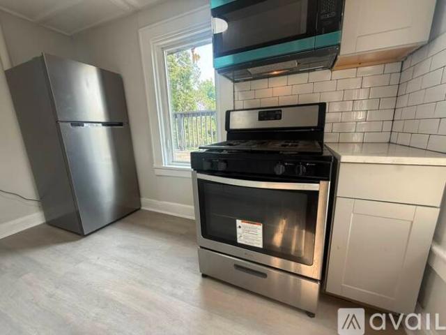 3 BR, 1 BA Apartment 810 2nd Pl, Unit 3, Plainfield, NJ 07060