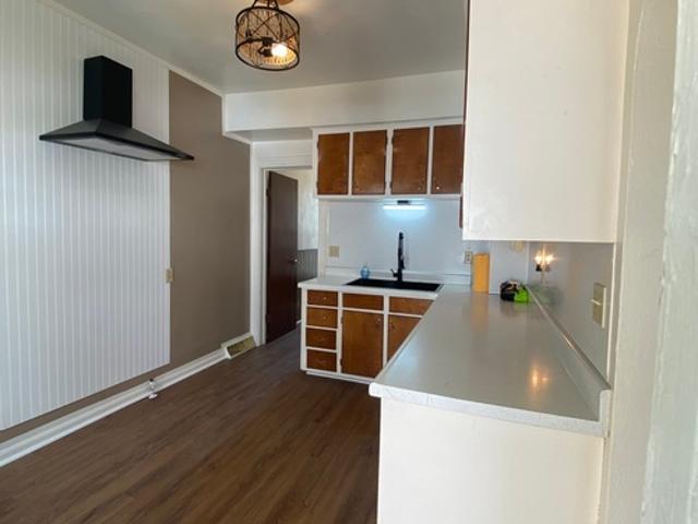 3 BR, 1 BA Apartment 811 Willard St, Toledo, OH 43605