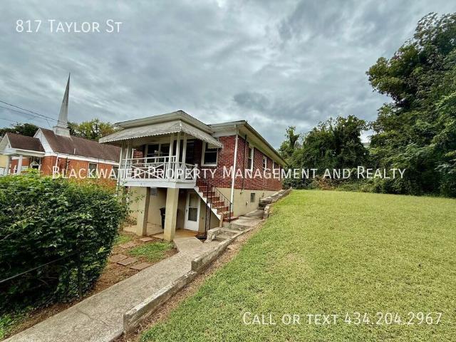 3 BR, 1 BA Apartment 817 Taylor St, Lynchburg, VA 24504