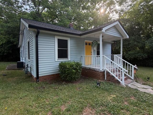 3 BR, 1 BA Apartment 819 Chestnut St, Rock Hill, SC 29730