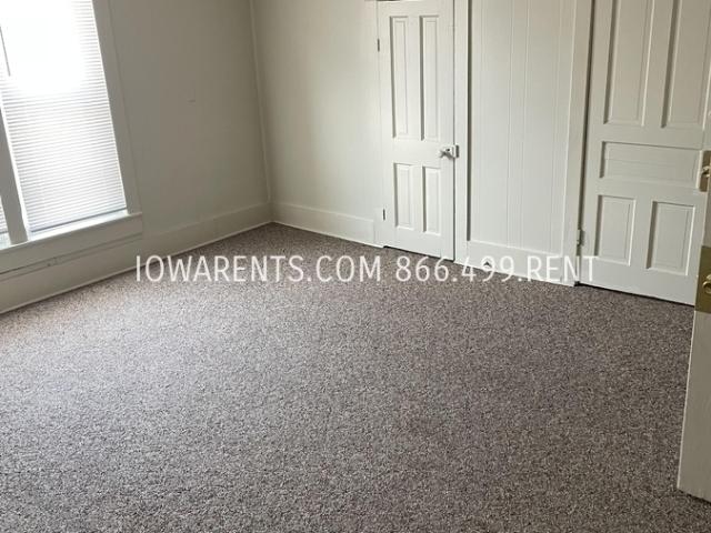 3 BR, 1 BA Apartment 824 Davis St, Corning, IA 50841