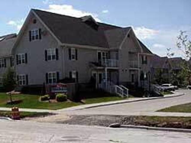 3 BR, 1 BA Apartment 828 North 10th Street Unit 207, Sheboygan, WI 53081