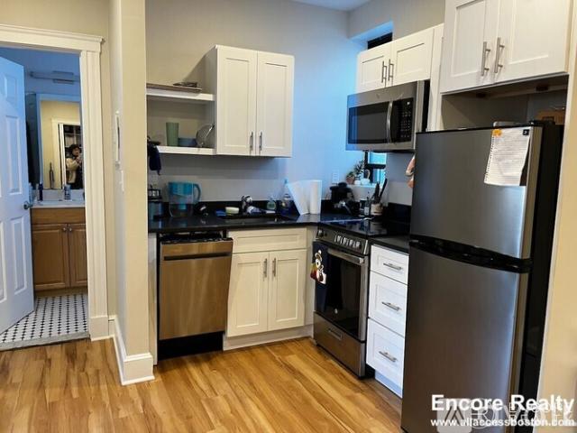 3 BR, 1 BA Apartment 833 Beacon St, Unit #502, Boston, MA 02215