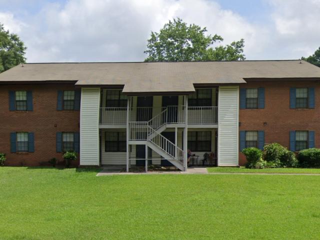 3 BR, 1 BA Apartment 945 Cogswell Avenue, Pell City, AL 35125
