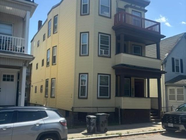3 BR, 1 BA Apartment 901 Saratoga Street, Unit Unit 1, Boston, MA 02128