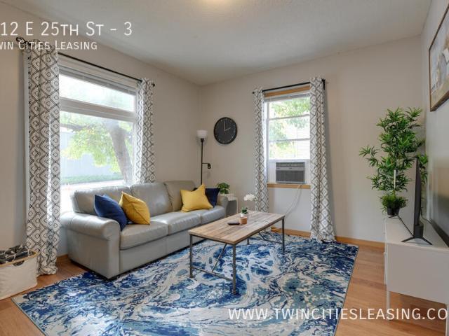 3 BR, 1 BA Apartment 912 E 25th St, Minneapolis, MN 55404