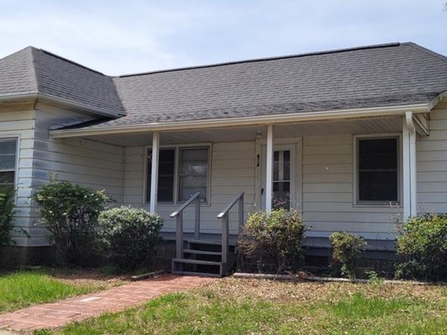 3 BR, 1 BA Apartment 914 Cranbrook St, Greensboro, NC 27407