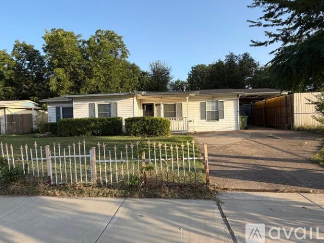 3 BR, 1 BA Apartment 914 Hensley Street, Arlington, TX 76010
