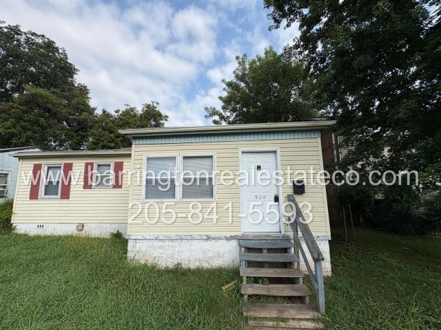 3 BR, 1 BA Apartment 920 Jackson Blvd, Tarrant, AL 35217
