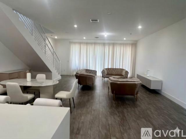 3 BR, 2.5 BA Apartment 1045 NE 18th Ave, Unit 307, Fort Lauderdale, FL 33304