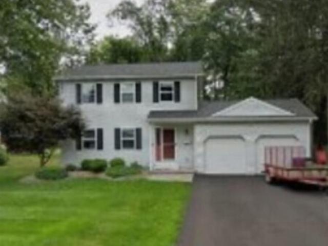 3 BR, 2.5 BA Apartment 105 Newport Drive, Syracuse, NY 13212