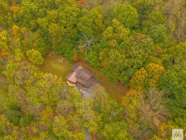 3 BR, 2.5 BA Apartment 105 Rabbits Rest Lane, Shepherdstown, WV 25443