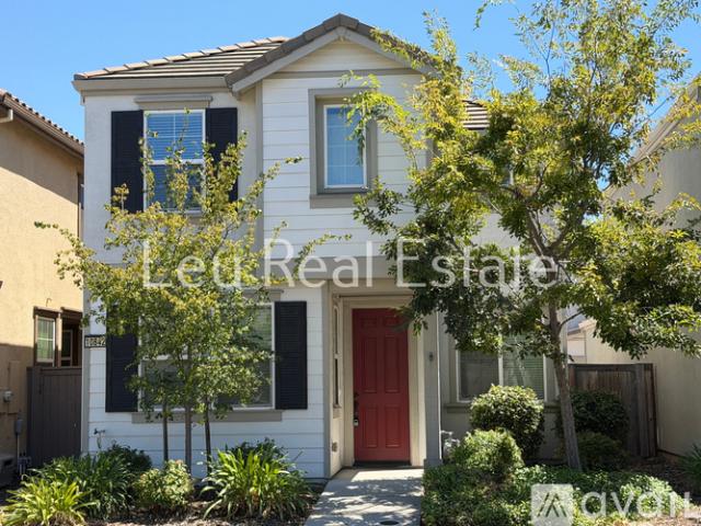 3 BR, 2.5 BA Apartment 10842 Samasco Wy, Rancho Cordova, CA 95670