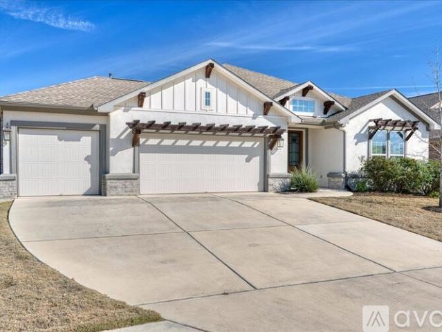 3 BR, 2.5 BA Apartment 108 Strata Drive, Liberty Hill, TX 78642