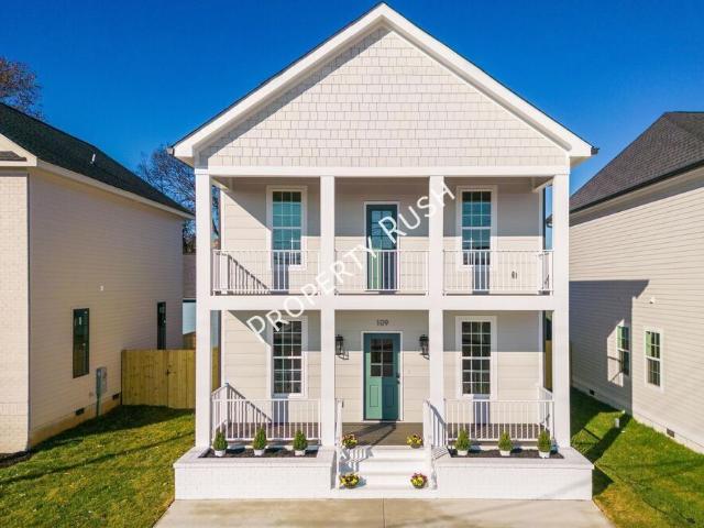 3 BR, 2.5 BA Apartment 109 Scruggs St Chattanooga, TN 37403