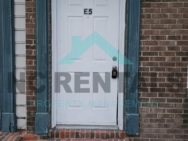 3 BR, 2.5 BA Apartment 100 Kristin Dr, Greenville, NC 27834
