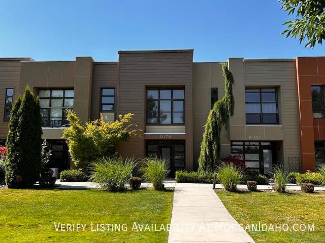 3 BR, 2.5 BA Apartment 10175 Carlton Bay, Garden City, ID 83714