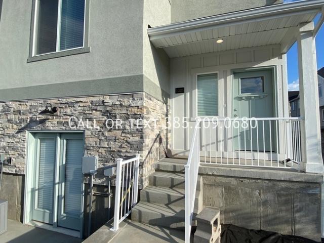 3 BR, 2.5 BA Apartment 1029 E 1020 South, Provo, UT 84604