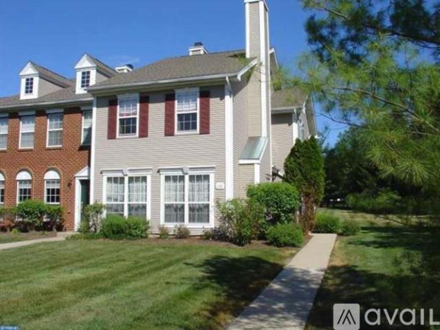 3 BR, 2.5 BA Apartment 102 Shrewsbury Court, Unit 102, Pennington, NJ 08534