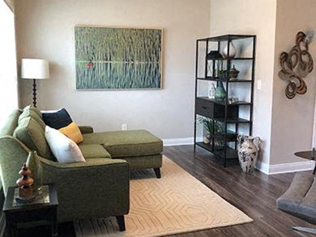 3 BR, 2.5 BA Apartment 103 Stoneledge Court Unit BS109 1E, Elizabethtown, KY 42701