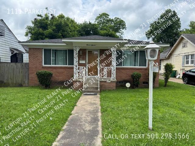 3 BR, 2.5 BA Apartment 1111 Parker St, North Little Rock, AR 72114