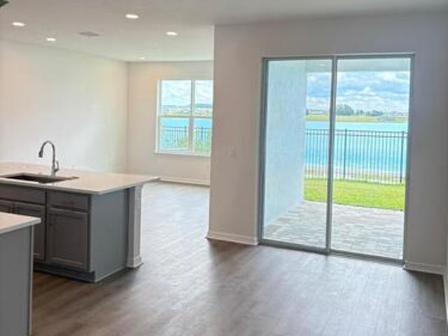 3 BR, 2.5 BA Apartment 11126 Tidepool Court, San Antonio, FL 33576