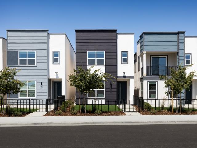 3 BR, 2.5 BA Apartment 1120 C Street Unit 60 1635, Lincoln, CA 95648