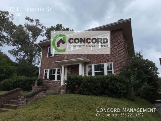 3 BR, 2.5 BA Apartment 112 E. Hendrix St, Greensboro, NC 27401