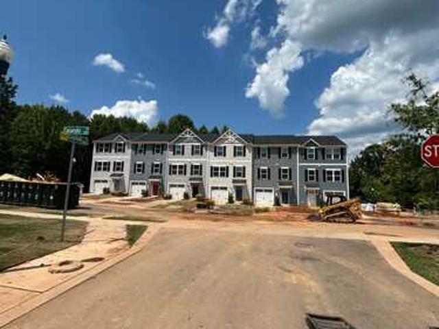 3 BR, 2.5 BA Apartment 1134 Canando Street, Charlotte, NC 28214