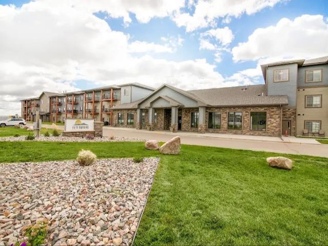 3 BR, 2.5 BA Apartment 1250 NW 27th Ave Unit 1216, Minot, ND 58703