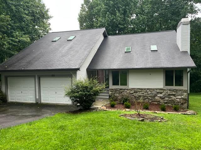 3 BR, 2.5 BA Apartment 125 Linden Turn, Hendersonville, NC 28739
