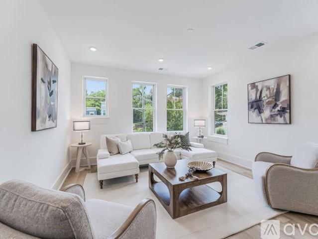 3 BR, 2.5 BA Apartment 1262 Talbert St SE, Unit 1, Washington, DC 20020