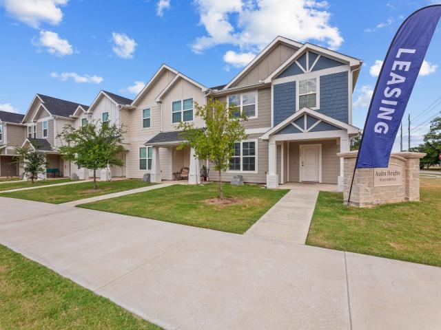 3 BR, 2.5 BA Apartment 1200 Good Lane Unit 1222BS, Denton, TX 76209