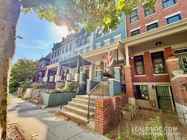 3 BR, 2.5 BA Apartment 1200 Monroe Street NW, Washington, DC 20010